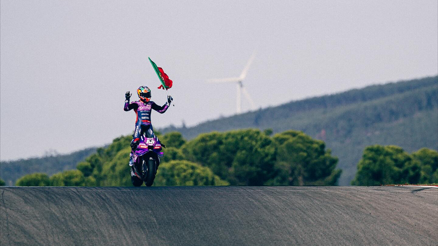 Marco Bezzecchi vence em Portimão e Miguel Oliveira despede-se do ...