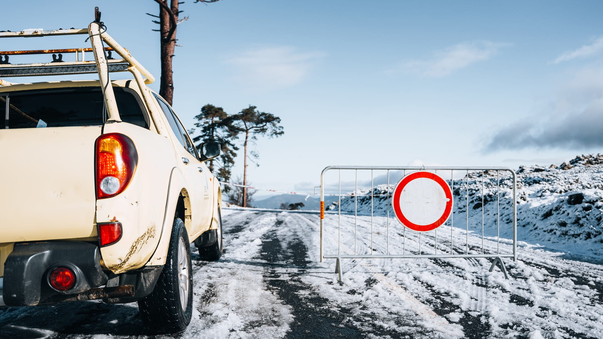 Depressão Ingrid: Neve e gelo encerram Ponte 516, Passadiços do Paiva e ...