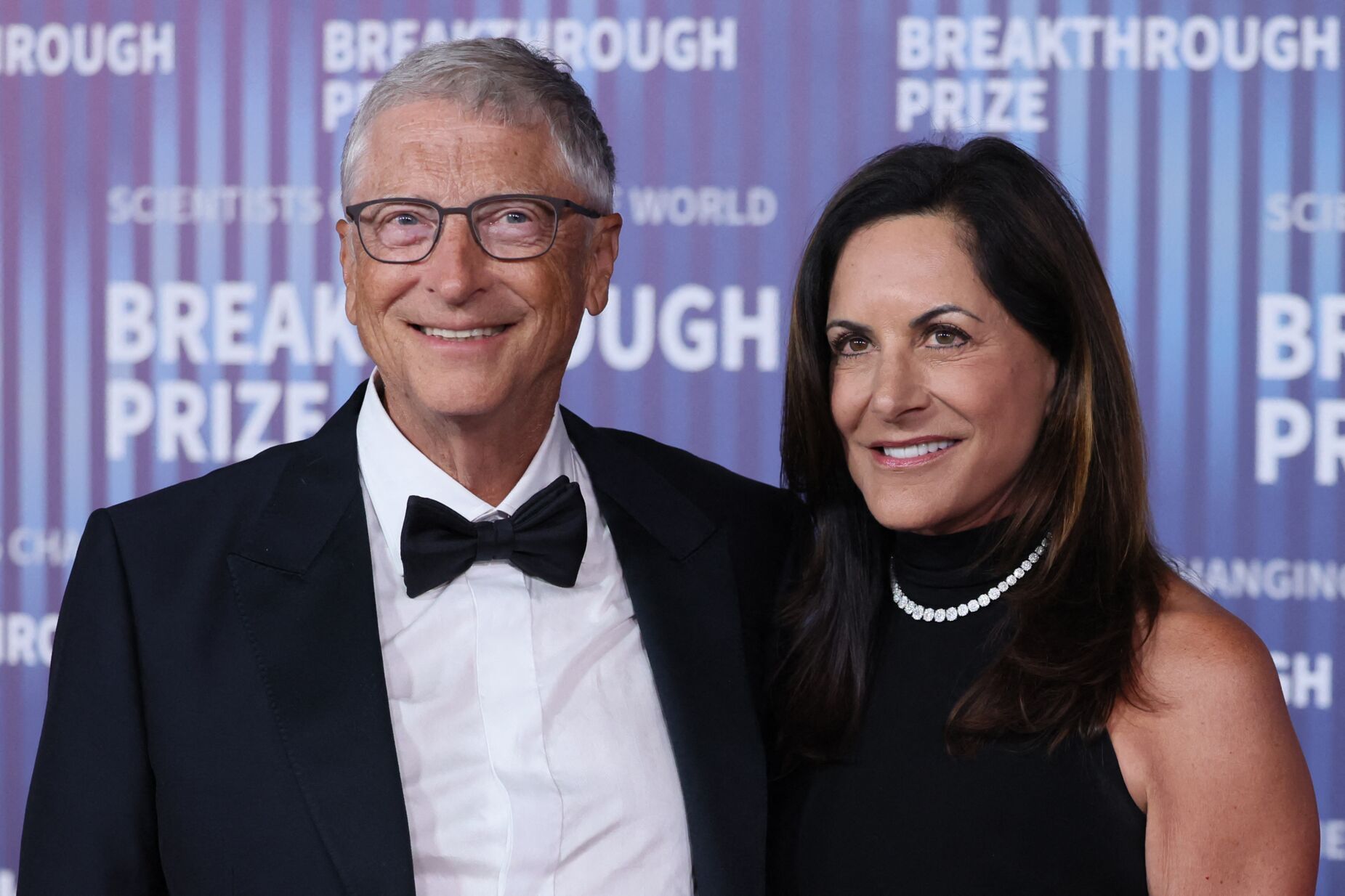 Bill Gates assume namoro após dois anos de relacionamento Bill Gates assume namoro após dois anos de relacionamento