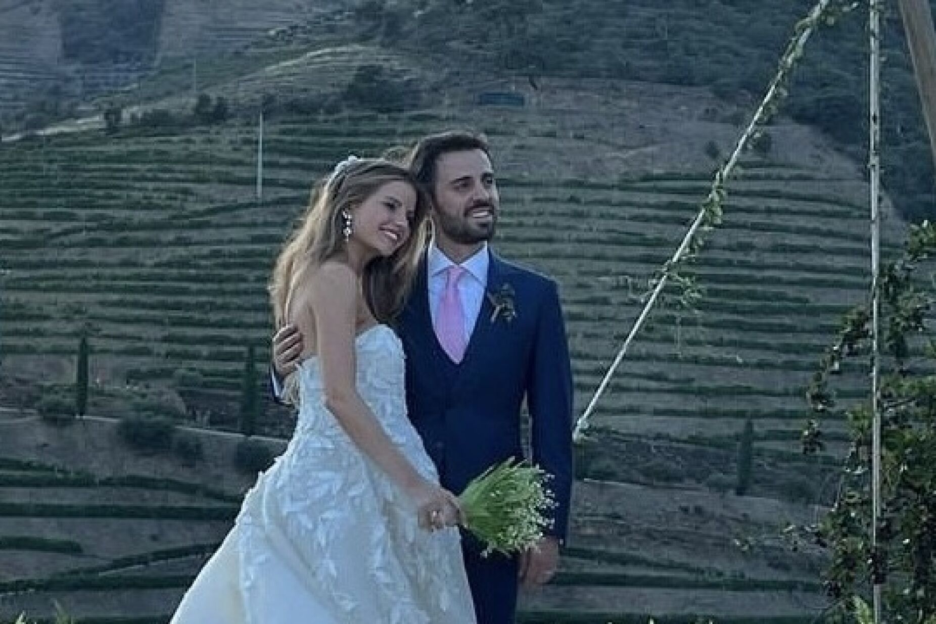 Bernardo Silva E Inês Degener Tomaz Selam O Sim” Em Luxuosa Quinta Do