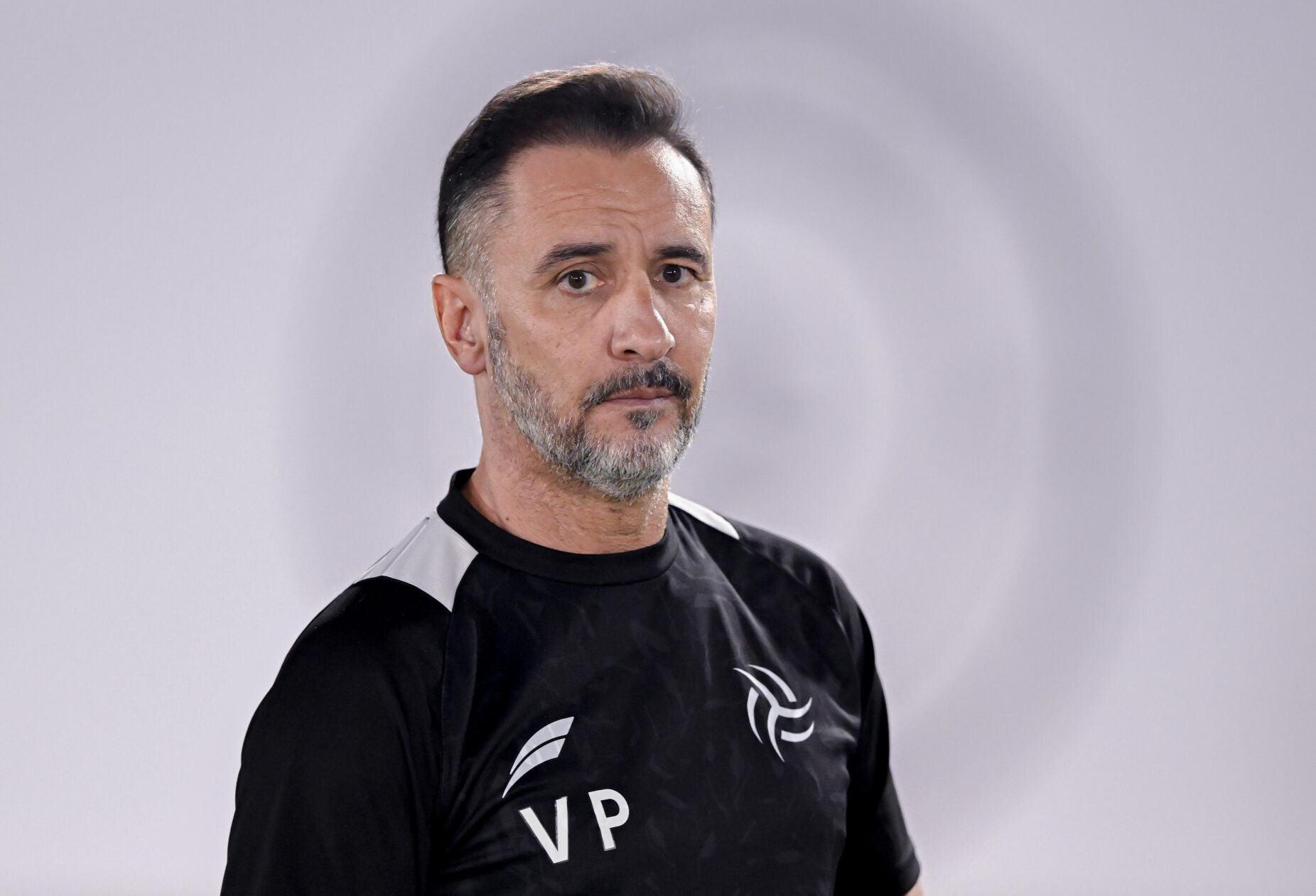 Oficial: Vítor Pereira deixa Al Shabab e está a caminho do Wolverhampton Oficial: Vítor Pereira deixa Al Shabab e está a caminho do Wolverhampton