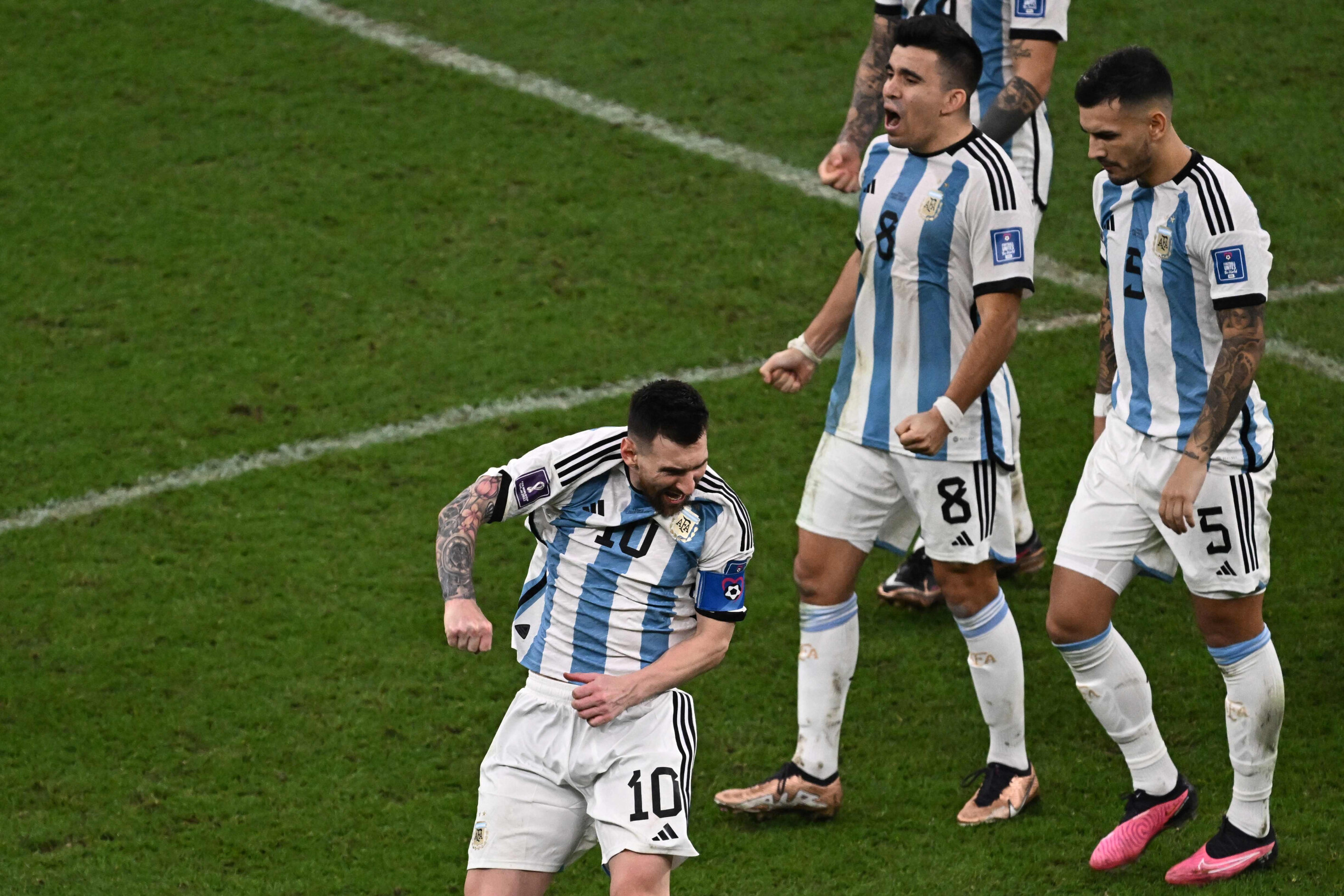 Aston Villa volta à carga por um campeão do mundo e ex-Sporting Aston Villa volta à carga por um campeão do mundo e ex-Sporting