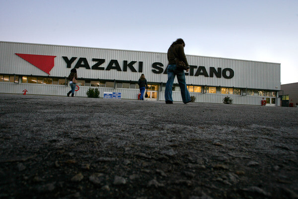 Sindicato apela ao Governo que fale com Yazaki Saltano. Empresa ...